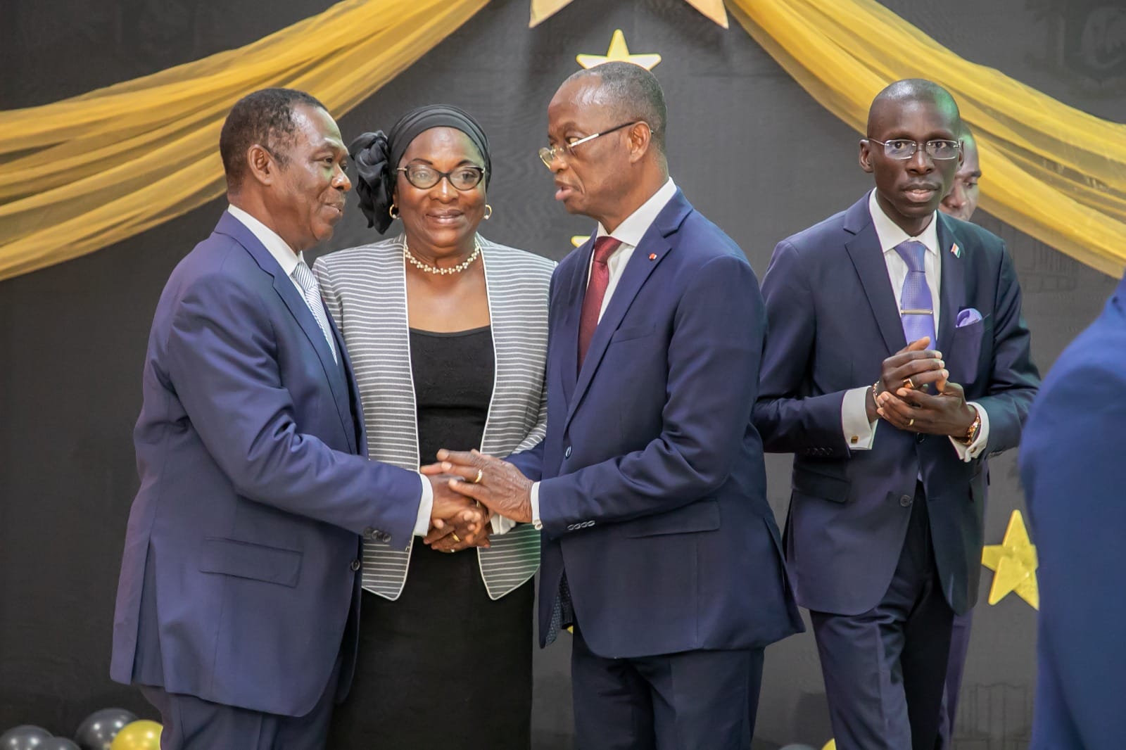 En images l’heure de la retraite pour S.E. M. Daouda Diabaté, ancien ...